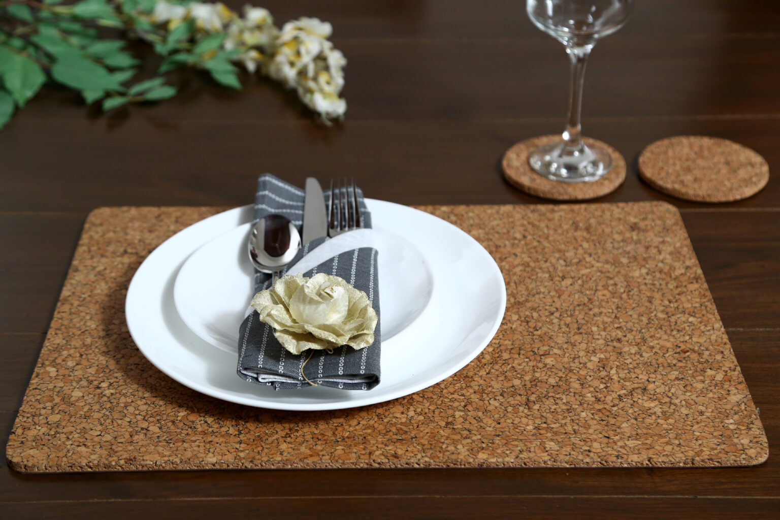 Eco-Friendly Cork Serving Decor | 9Cork